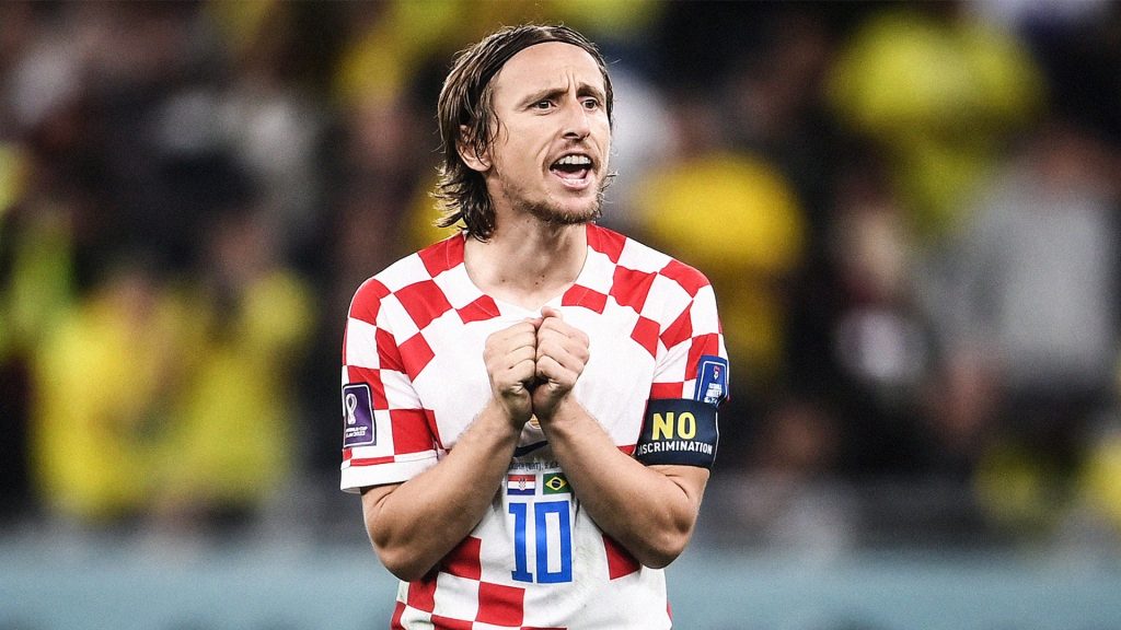 Số áo Modric là bao nhiêu? Sự thật thú vị về “dị nhân” của bóng đá ...